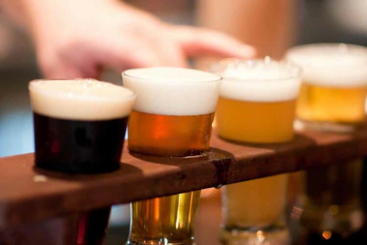What is a Beer Flight? (Why is it Called Like So)