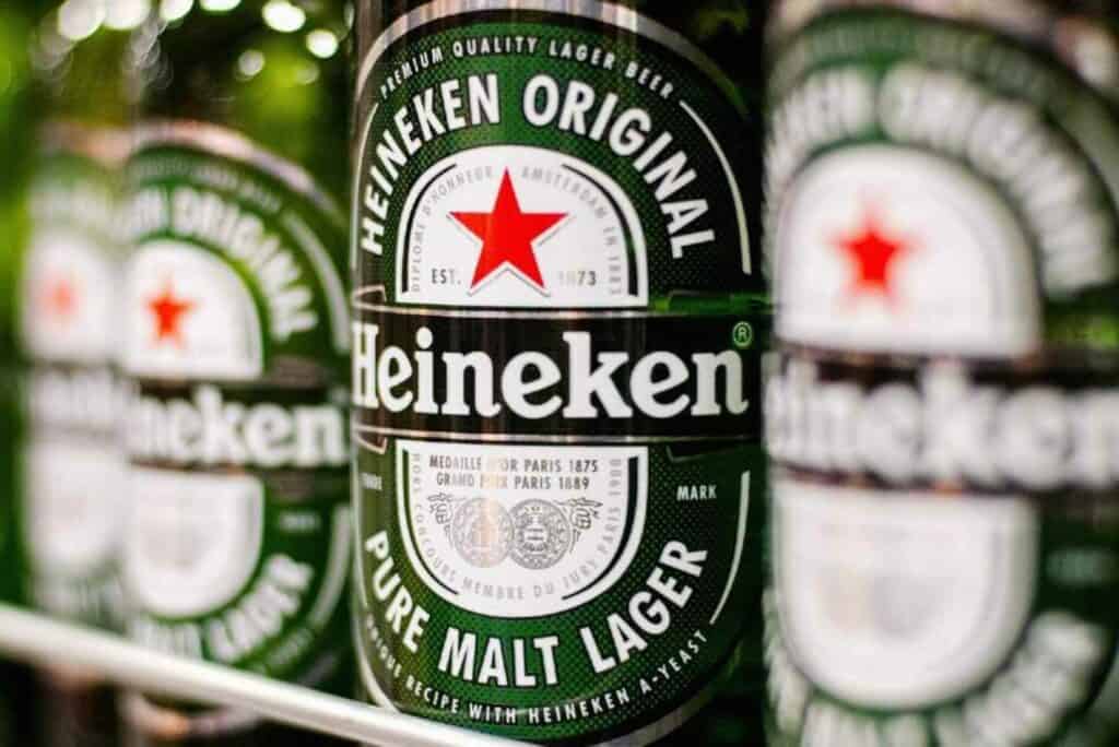 7 Easy Steps to Make Green Beer (Step-by-Step Guide)