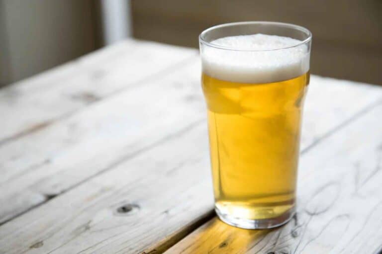 Light Beer 101: History, Taste, Flavor Profile & Best Brands