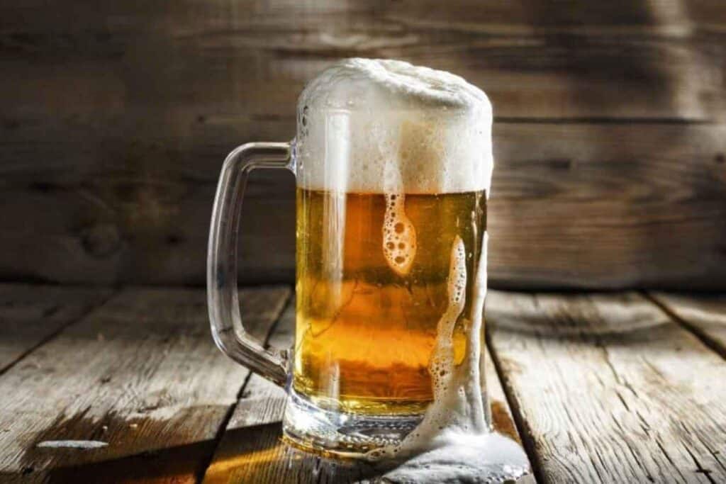 Beer Nutrition Facts (How Many Calories, Carbs, etc. in Beer)