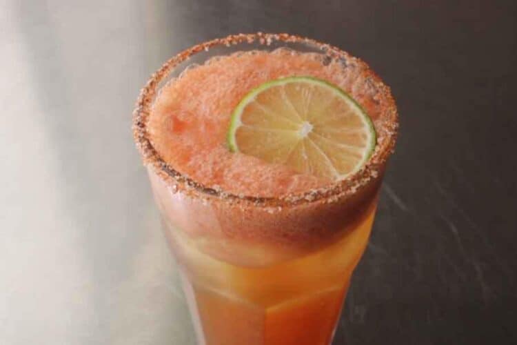 6 Steps to Make a Red Beer (Tips, Common Questions, & Guide)
