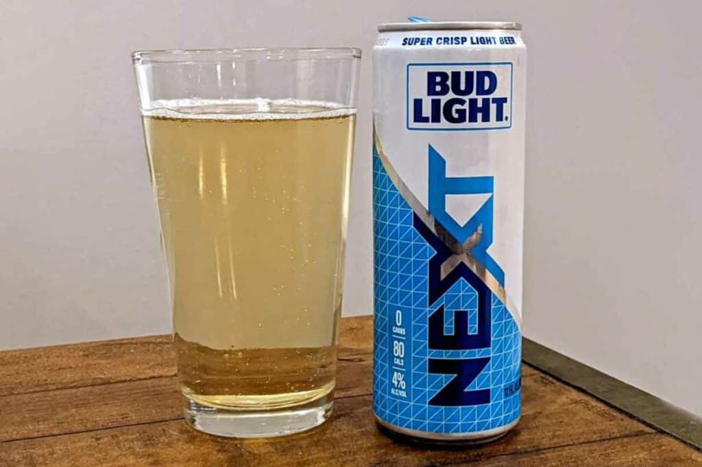 18 Best Low-Carb Beers to Try Out