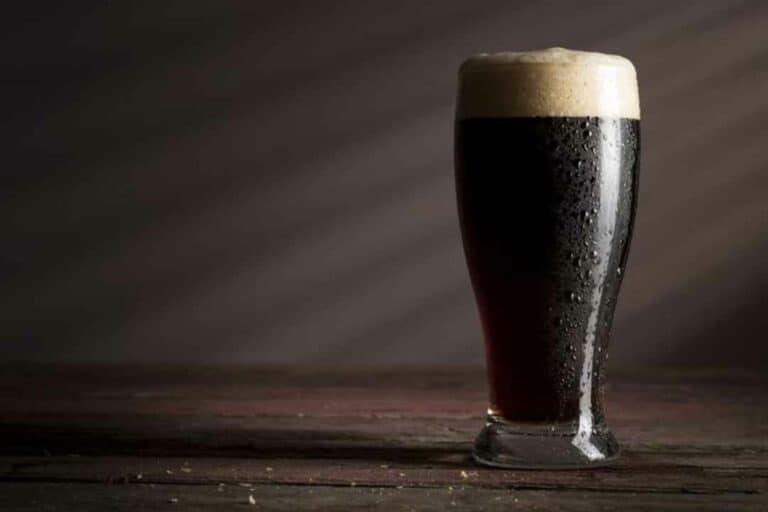 Stout Beer Guide: Color, Taste, Flavor, Types