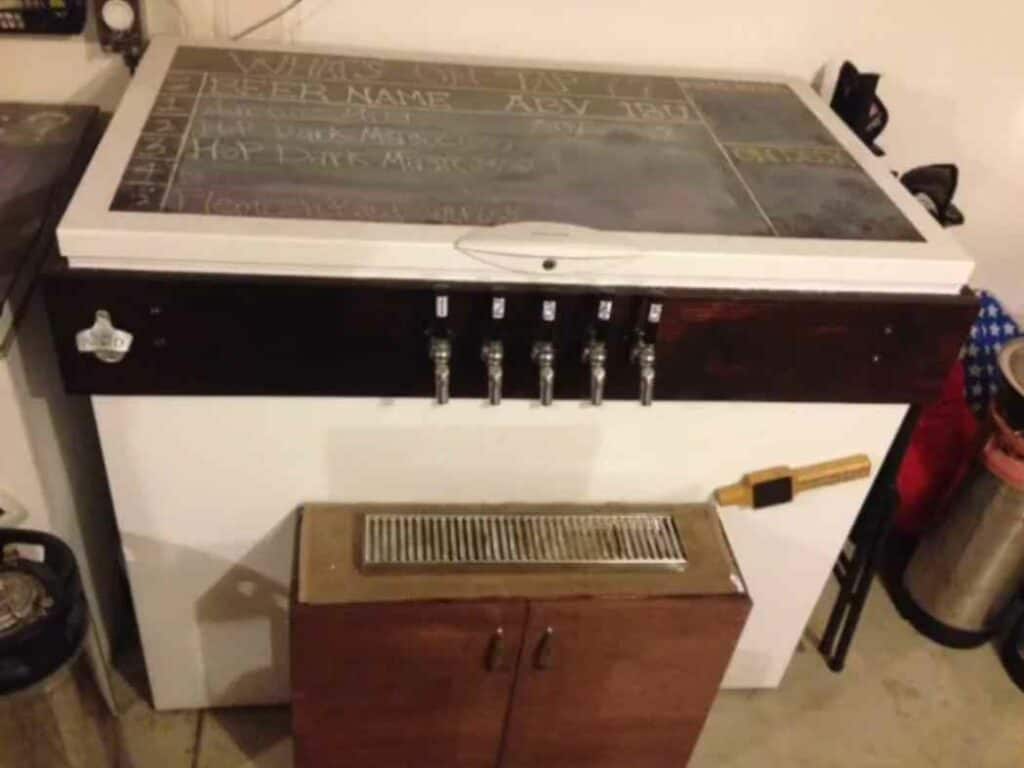 20 Best DIY Beer Keezer Plans