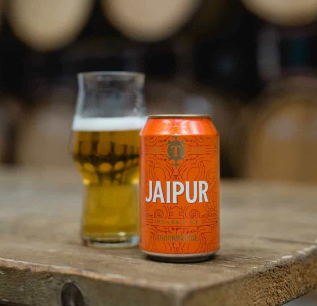 16 Most Popular English Beers (Guide Before You Try)