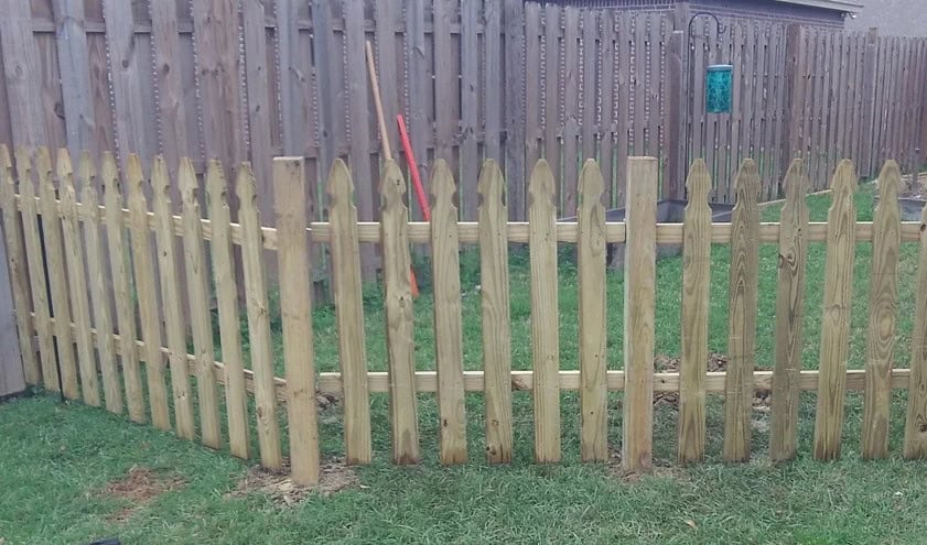 23 Unique DIY Fence Ideas to Enhance Your Yard