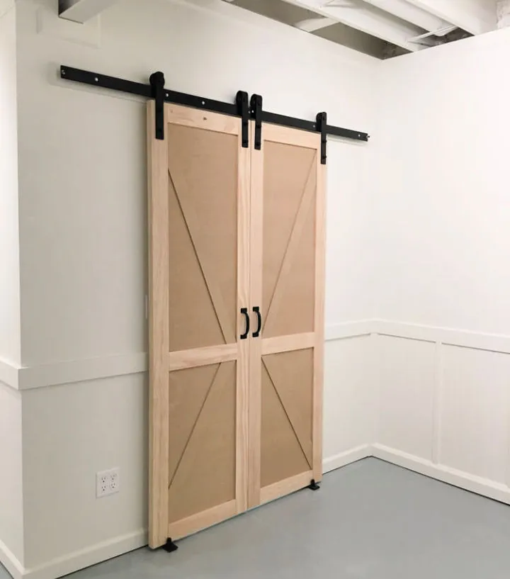 28 DIY Barn Door Plans: Transform Your Space with Rustic Charm