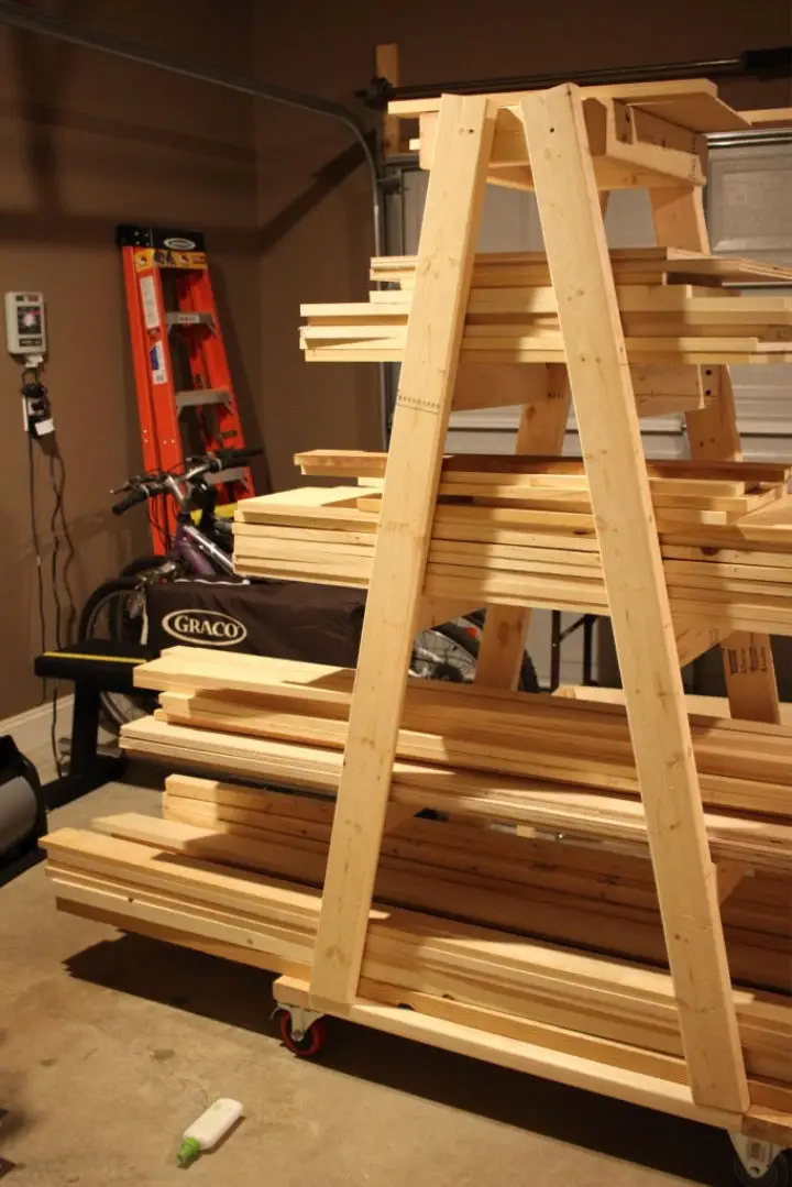 15 Simple DIY Lumber Rack Ideas for Maximizing Space