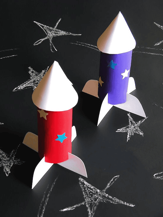 26 Fun DIY Rocketship Crafts for Kids' Creativity