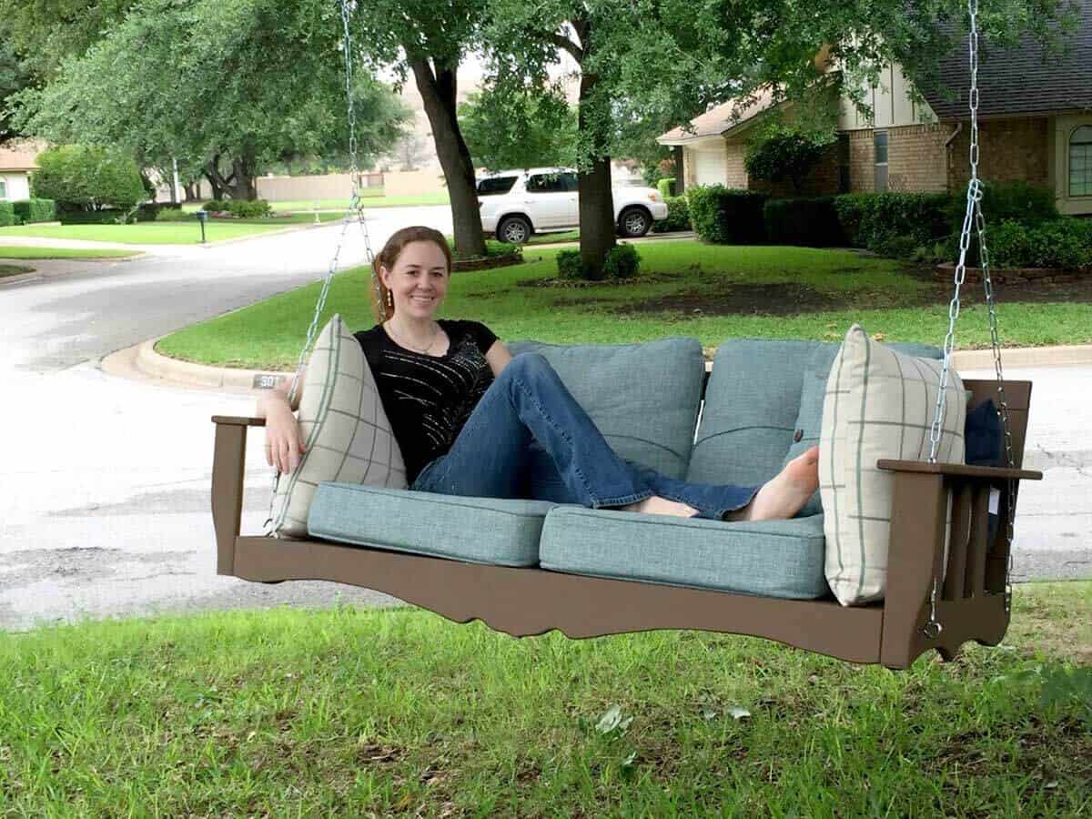 21 DIY Porch Swing Bed Designs for Cozy Spaces