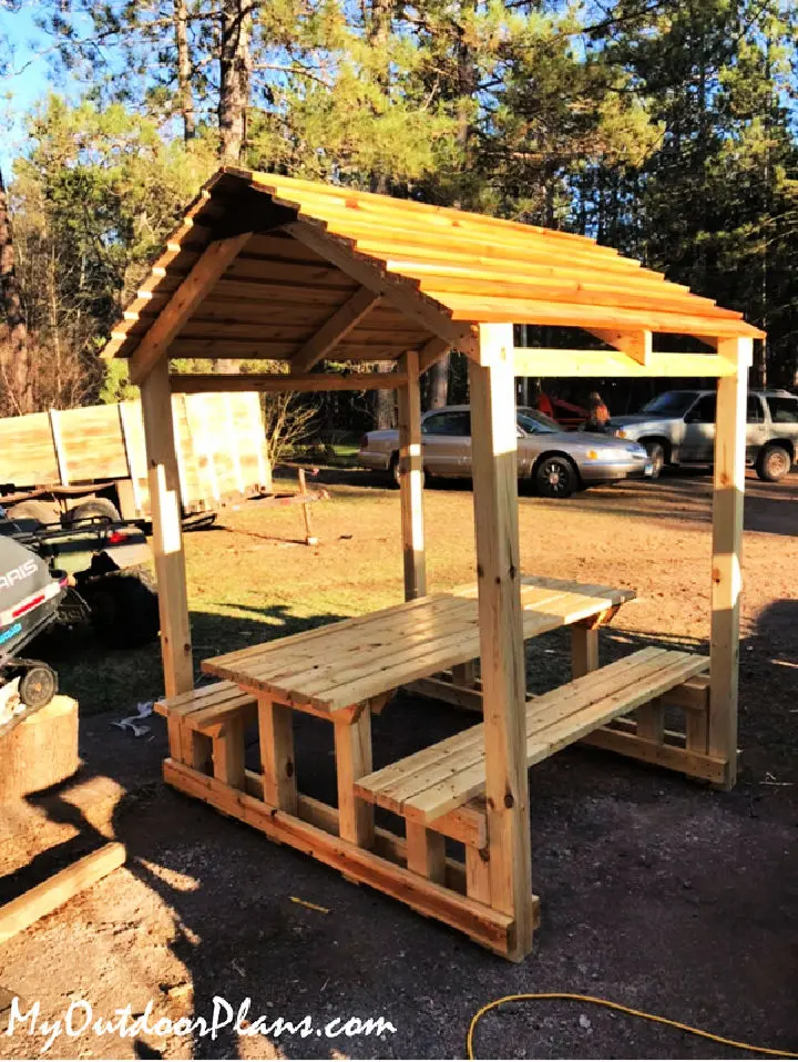 33 DIY Picnic Table Plans: Build Your Own Outdoor Table