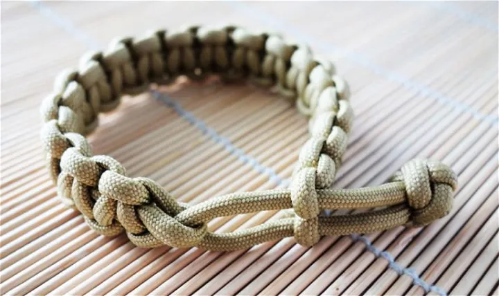 24 Creative DIY Paracord Bracelet Designs for Outdoor Enthusiasts