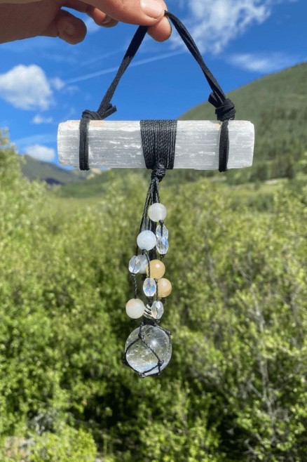 31 Creative DIY Suncatcher Projects & Inspirations