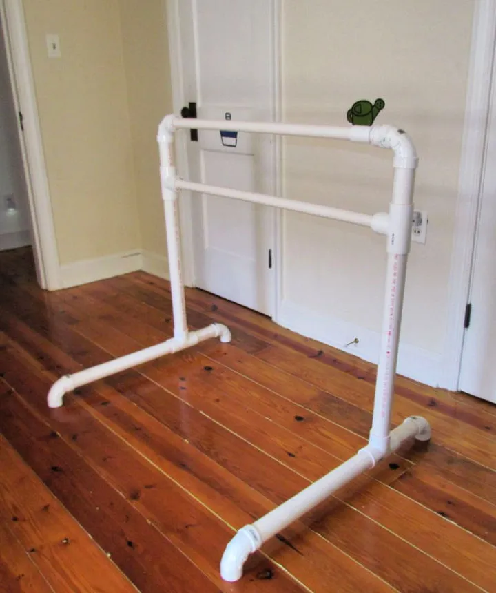 20 Creative DIY Ballet Barre Designs for Dance Enthusiasts