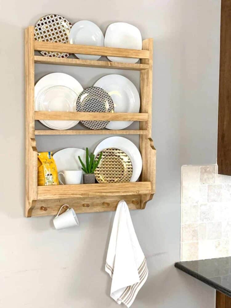 25 Practical DIY Plate Rack Designs for Organized Storage