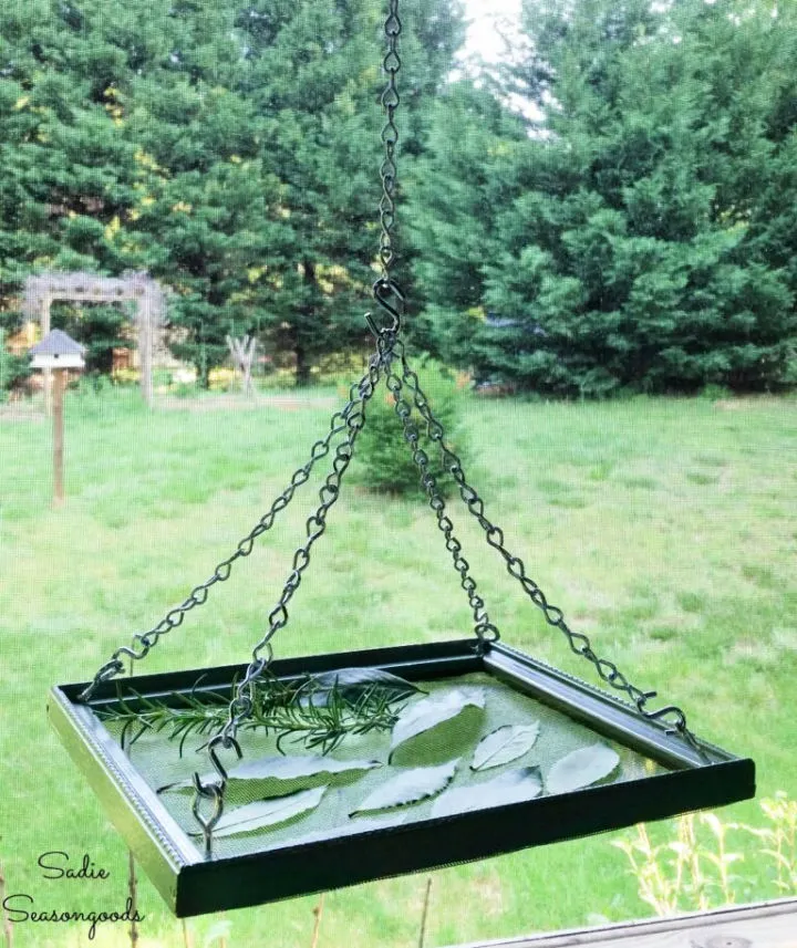 24 Practical DIY Herb Drying Rack Ideas for Fresh Herbs