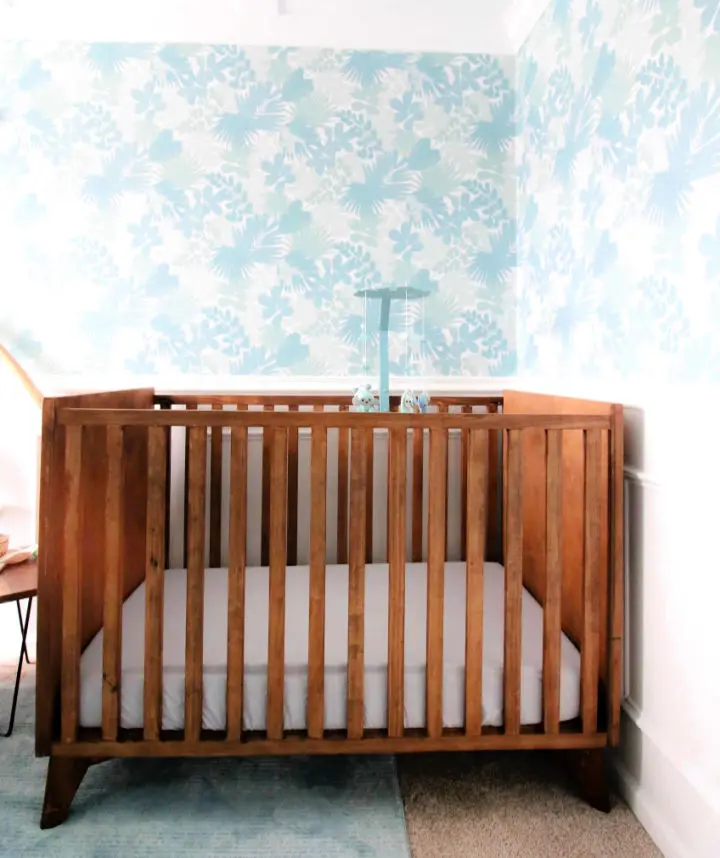 25 Creative DIY Crib Plans for Your Baby’s Nursery