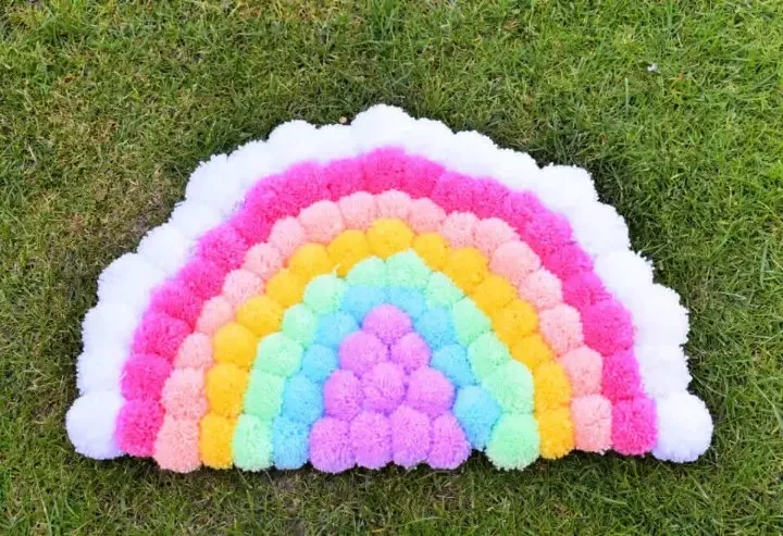 15 Fun DIY Pom Pom Rug Designs for Playful Spaces