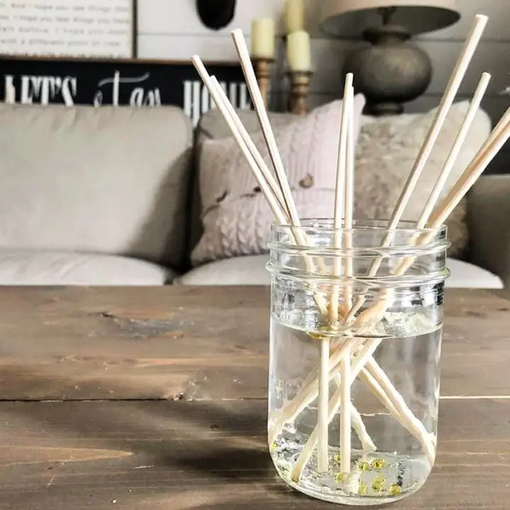25 Homemade DIY Reed Diffuser Ideas