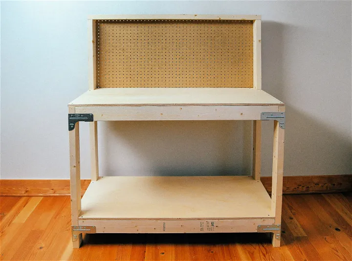 25 Creative DIY Workbench Plans for Every Workshop