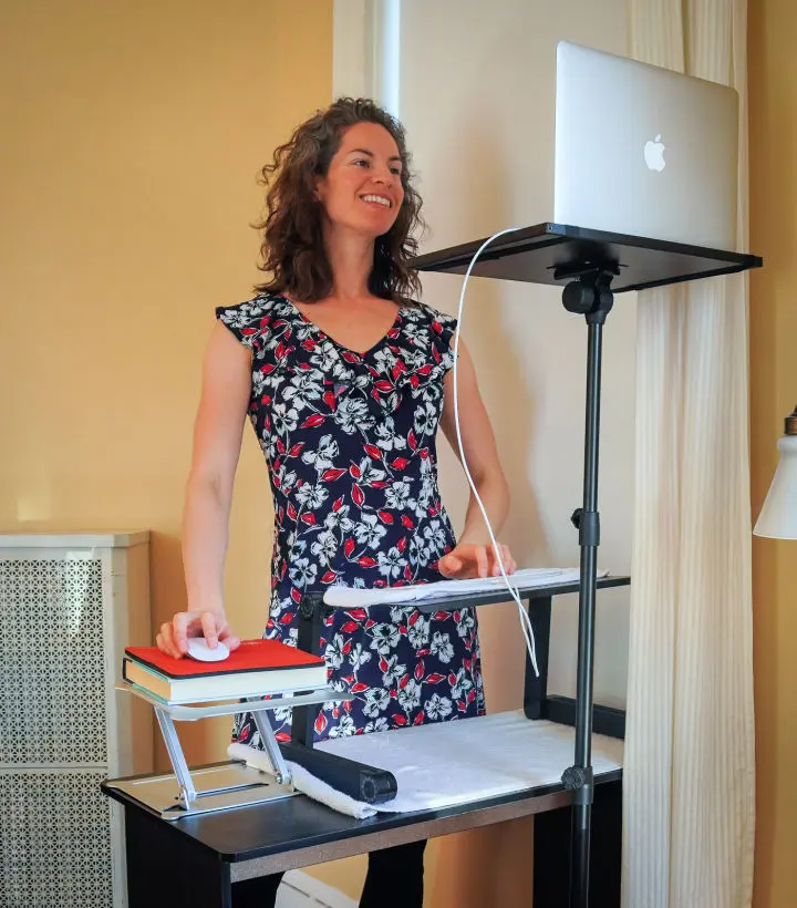 16 DIY Standing Desk Plans: Build Your Own Adjustable Desk at Home