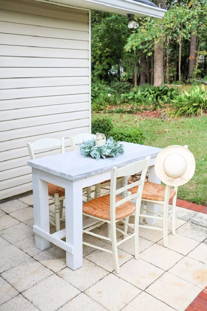 25 DIY Farmhouse Table Ideas for Your Home