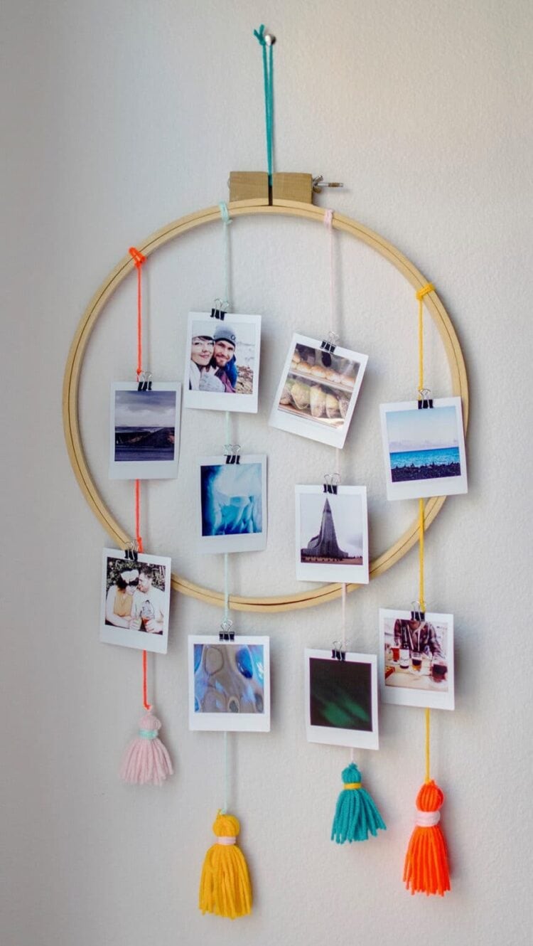 40 Creative DIY Photo and Poster Hanger Ideas for Personalizing Walls