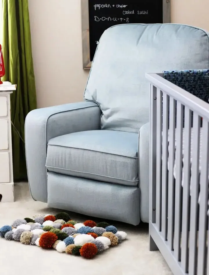 15 Fun DIY Pom Pom Rug Designs for Playful Spaces