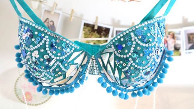 14 Stunning DIY Rave Bra Ideas for Festivals