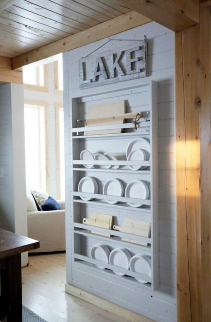 25 Practical DIY Plate Rack Designs for Organized Storage