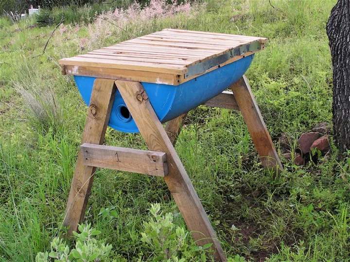26 DIY Beehive Plans for Aspiring Beekeepers