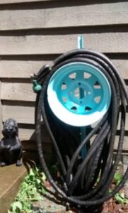 13 Practical DIY Hose Reel Plans for Organized Gardening
