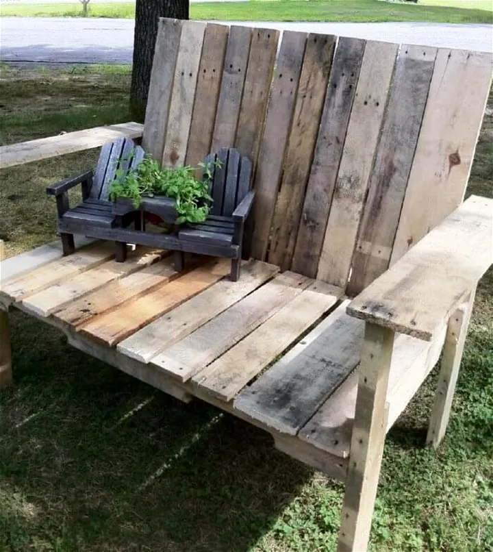 20 DIY Pallet Chair Designs for Cozy Spaces