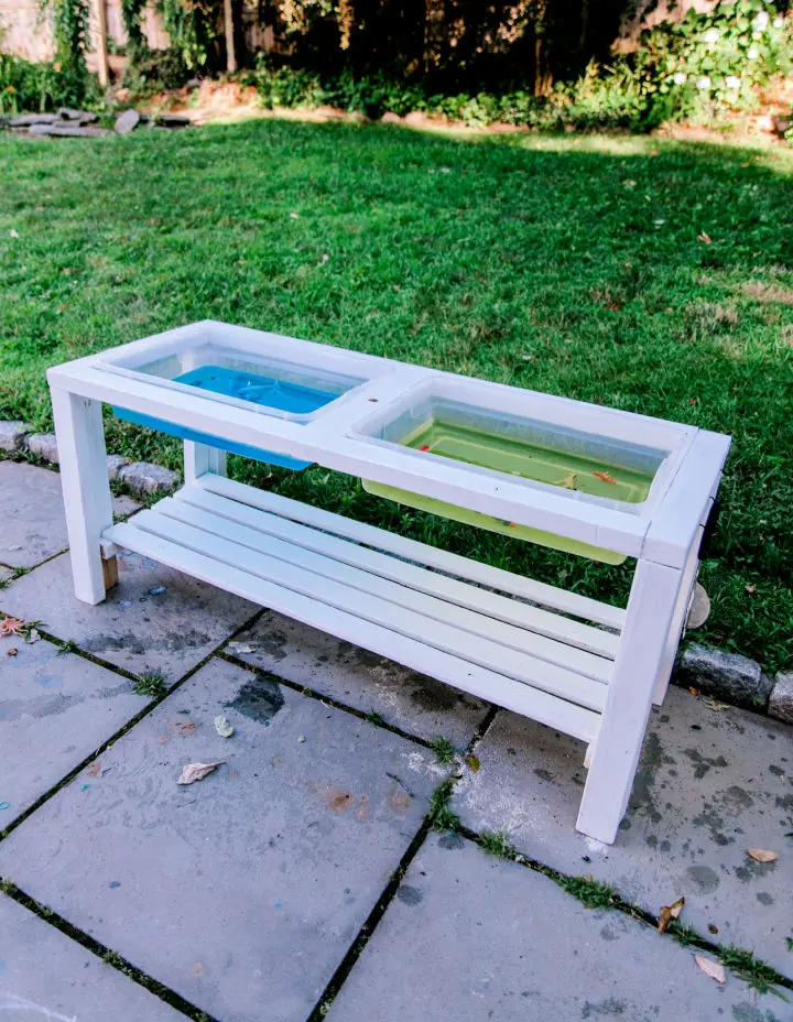 25 DIY Water Table Ideas & Plans