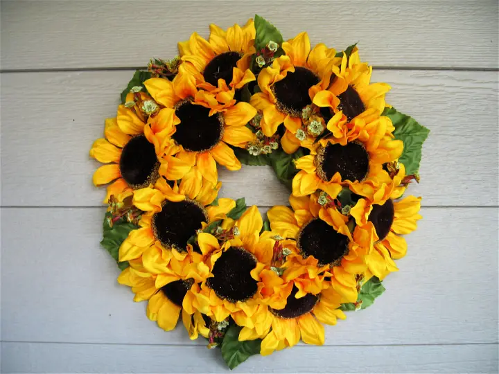 23 Creative DIY Sunflower Craft Ideas for Bright Decor