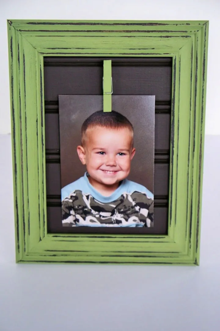 29 DIY Picture Frame Ideas for Personalized Touches