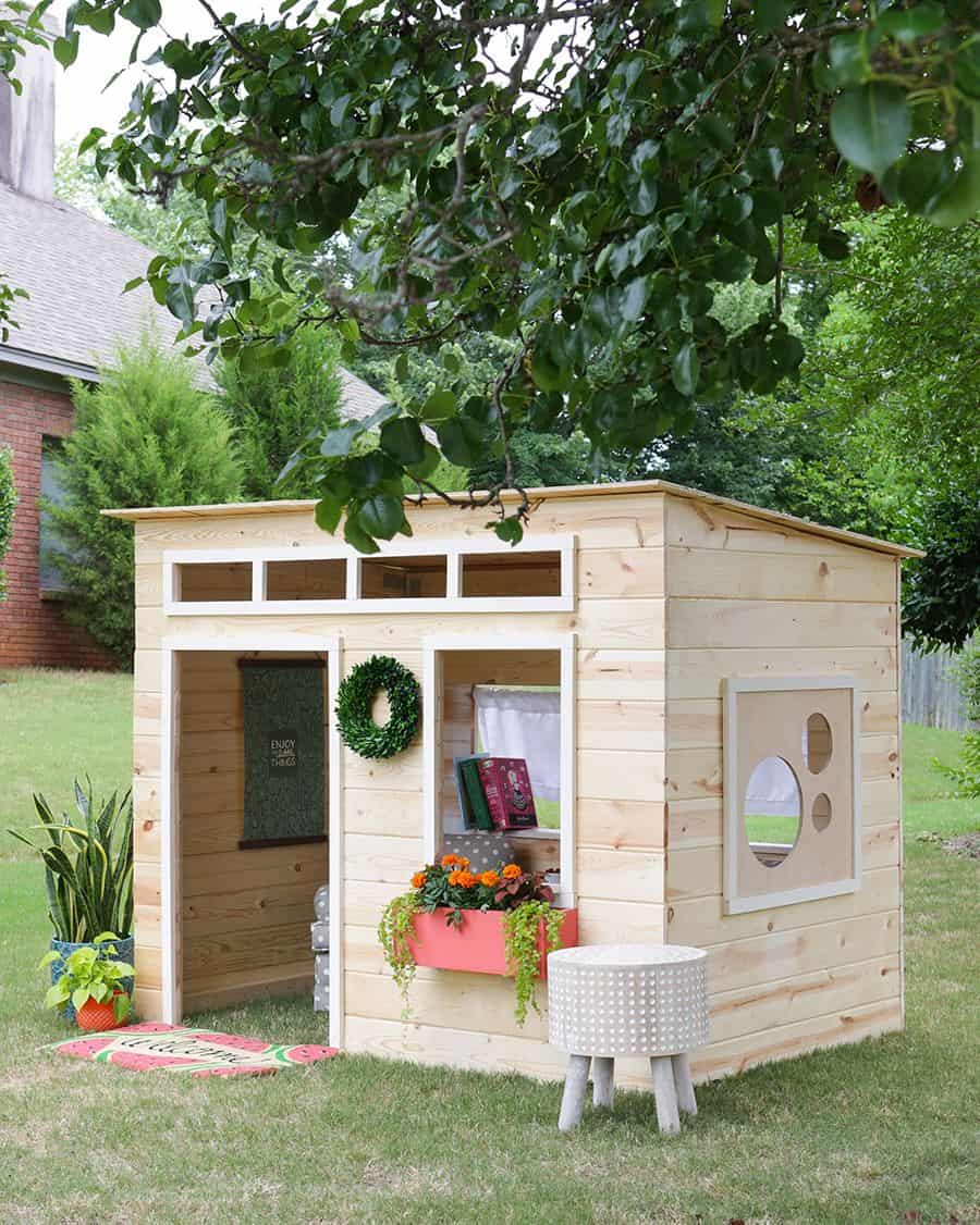 20 DIY Kids Playhouse Ideas for Imaginative Play