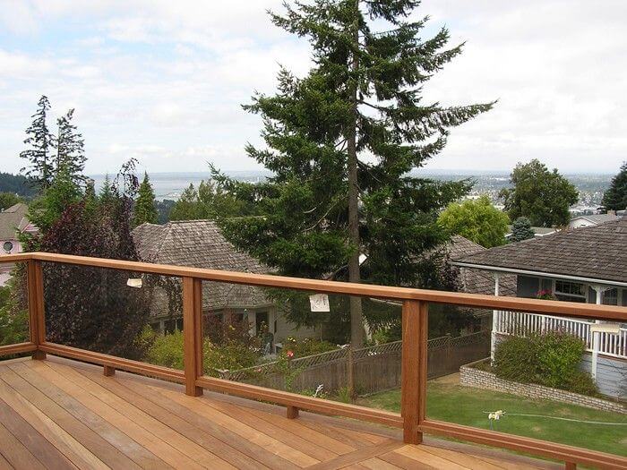 28 Creative DIY Deck Railing Designs for a Unique Look