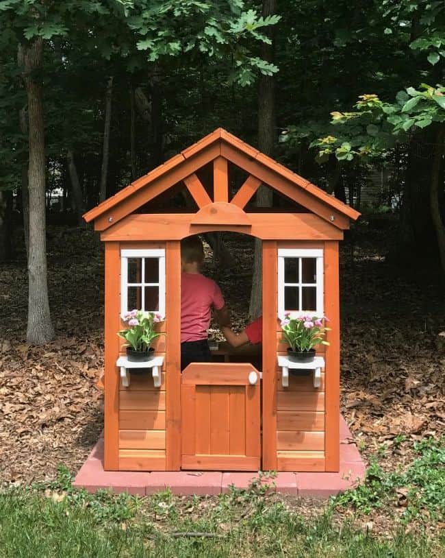 20 DIY Kids Playhouse Ideas for Imaginative Play
