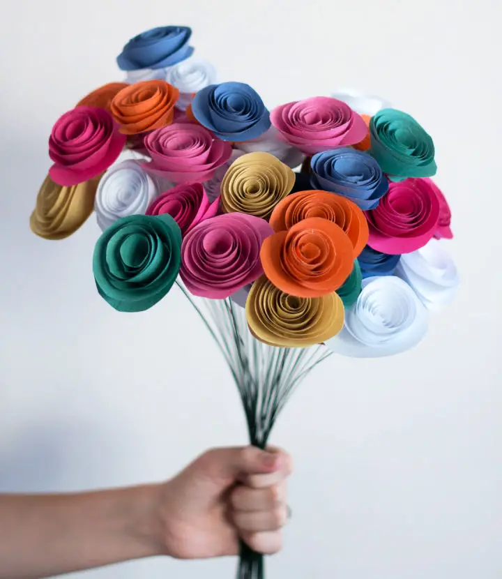 30 Beautiful DIY Paper Flower Ideas for Any Occasion