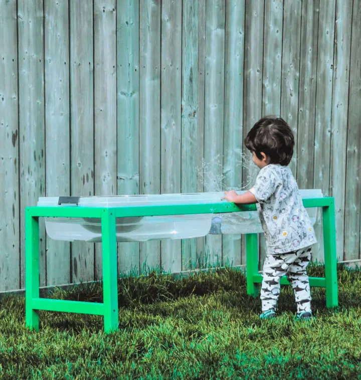 25 DIY Water Table Ideas & Plans