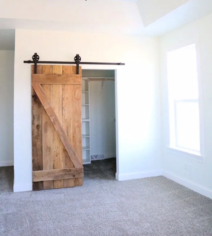 28 DIY Barn Door Plans: Transform Your Space with Rustic Charm