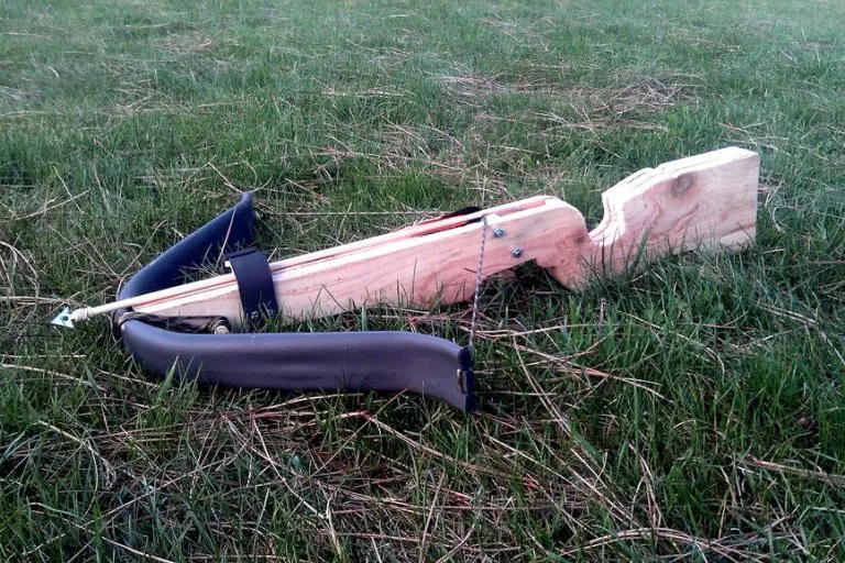 19 DIY Crossbows for Hunters and Survivalists