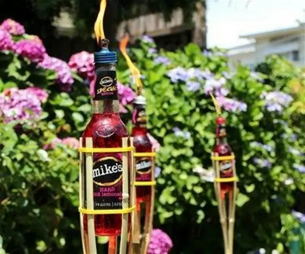 23 DIY Tiki Torch Ideas for Outdoor Gatherings