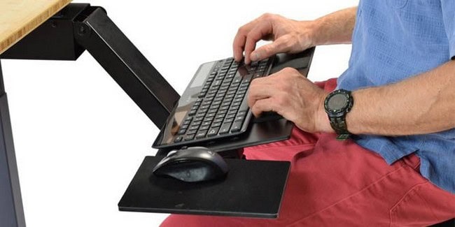 19 Simple DIY Keyboard Tray Solutions for Home Offices