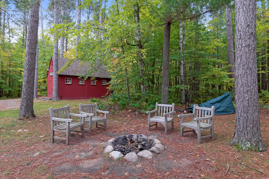 25 DIY Fire Pit Ideas: Create Your Own Backyard Oasis