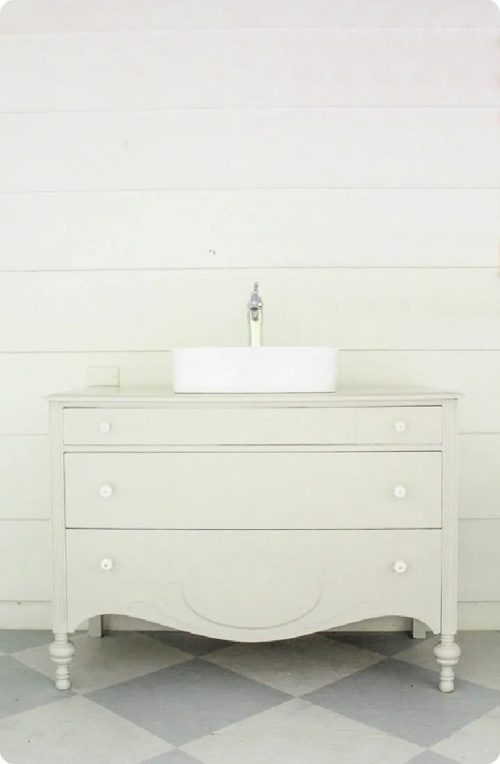 22 Creative DIY Bathroom Vanity Designs for a Modern Look