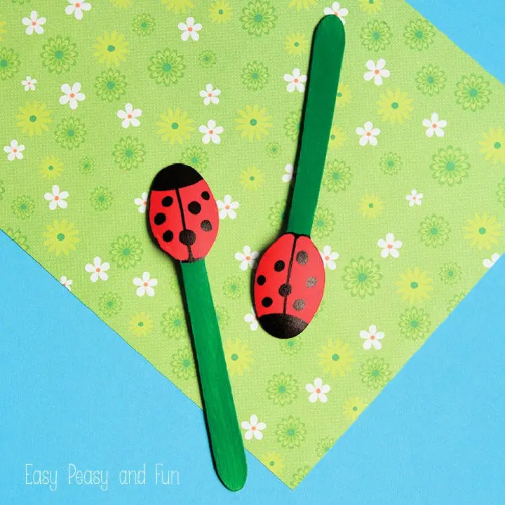 30 DIY Puppet Ideas & Plans