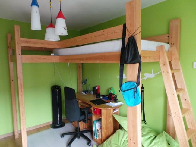 27 Creative DIY Platform Bed Designs to Maximize Space