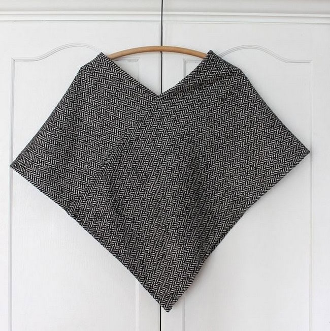 19 Trendy Poncho Sewing Patterns for Stylish Layering